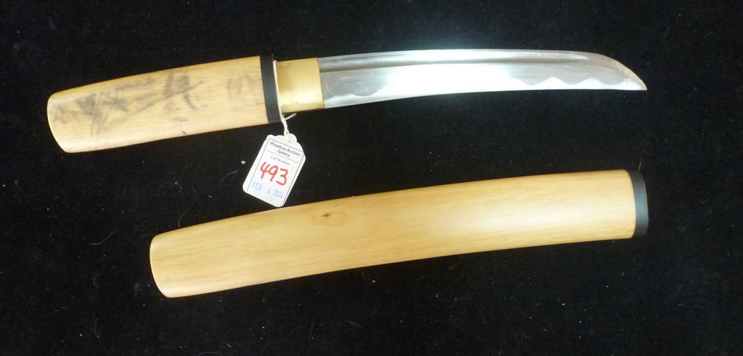 Modern Reverse Bladed Japanese Tanto Fighting Knife: