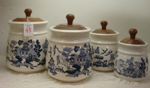 45: BLUE WILLOW PANTRY COLLECTION 4 Piece Canister Set:
