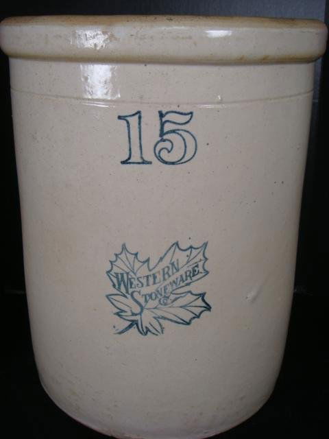 WESTERN STONEWARE CO 15 Gallon Crock: