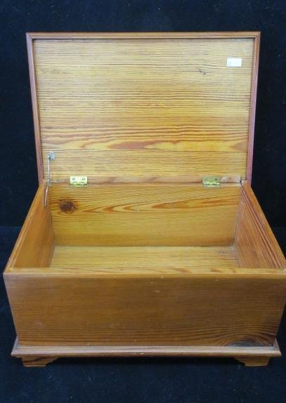 A White House Document Box Wood from 1927 Restoration: : Lot 114