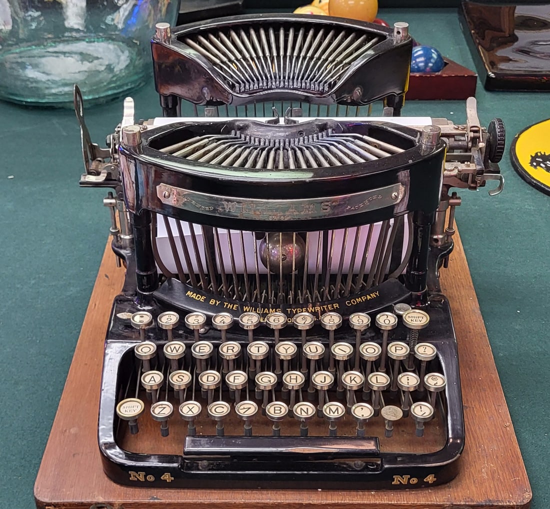 Williams Typewriter Comp. Antique Typewriter Auction