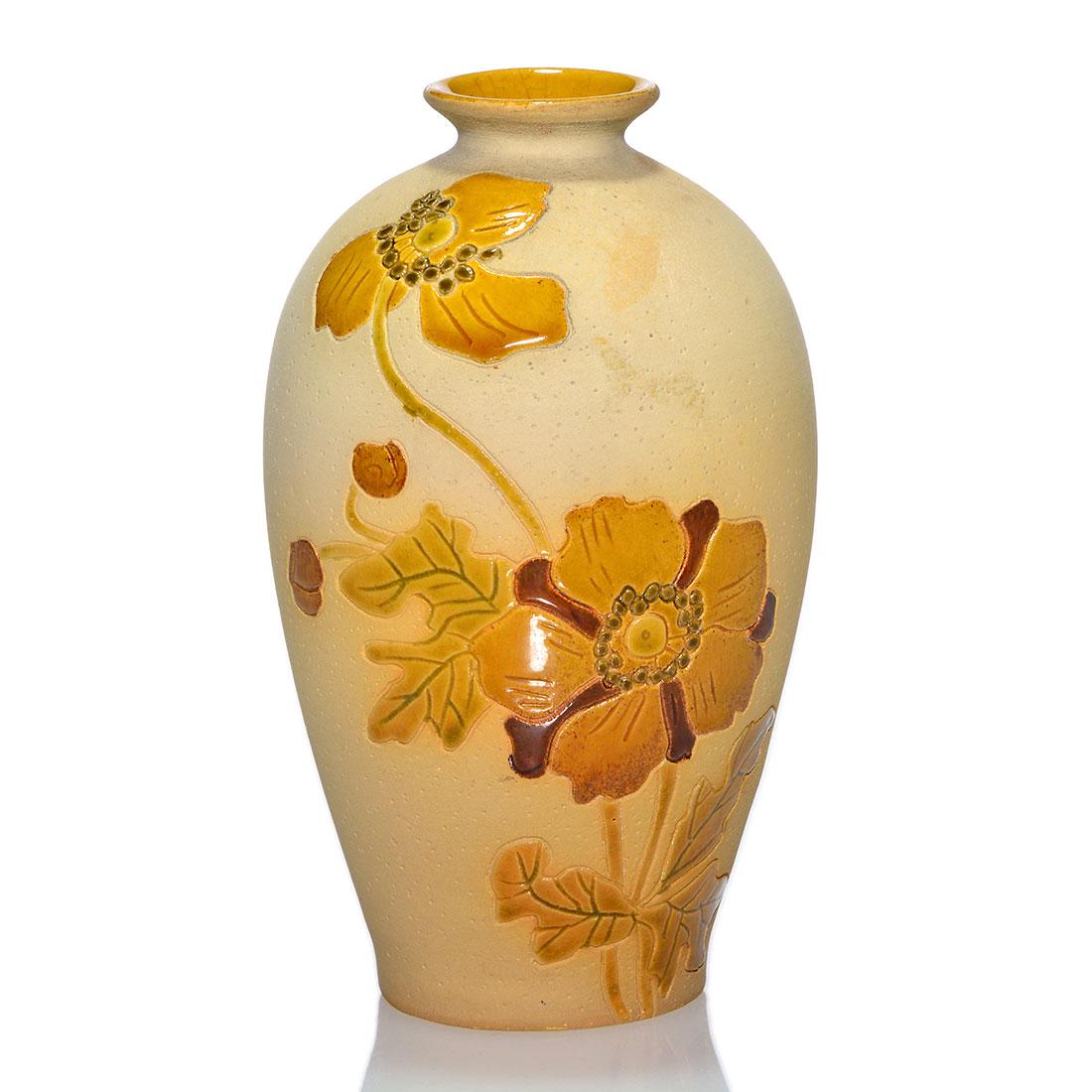 Roseville Rozane Ware Woodland vase, poppies, 6",