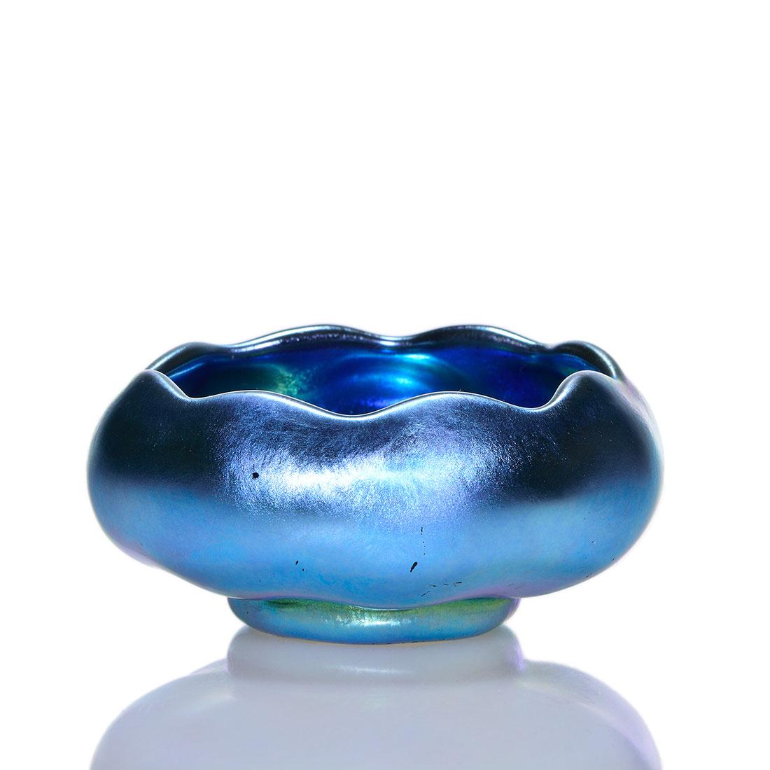 Steuben blue Aurene master salt, 3”D, shape 564,