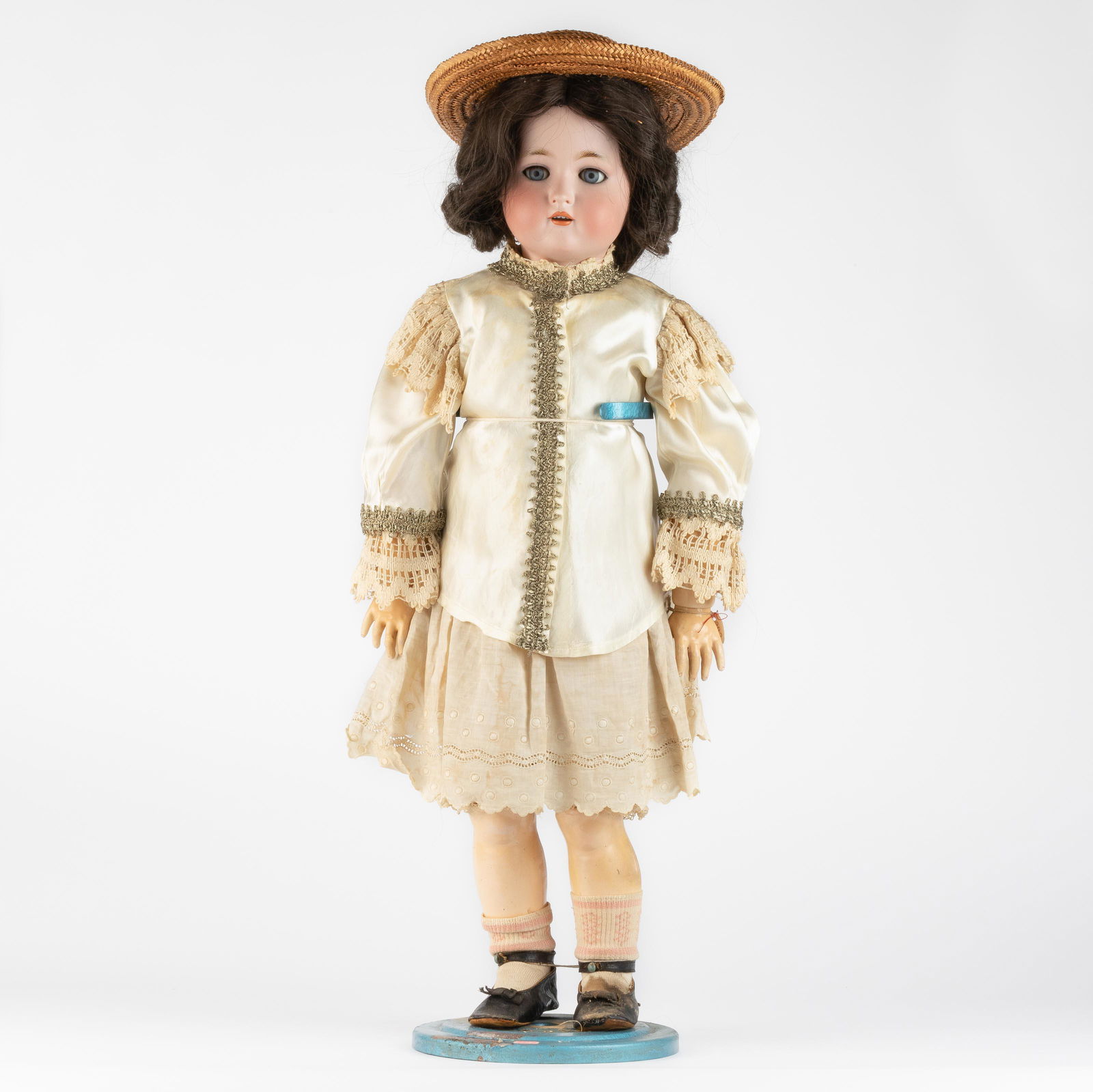 Poupé. Kammer & Reinhardt. Simon & Halbig. Good Condition. Auction