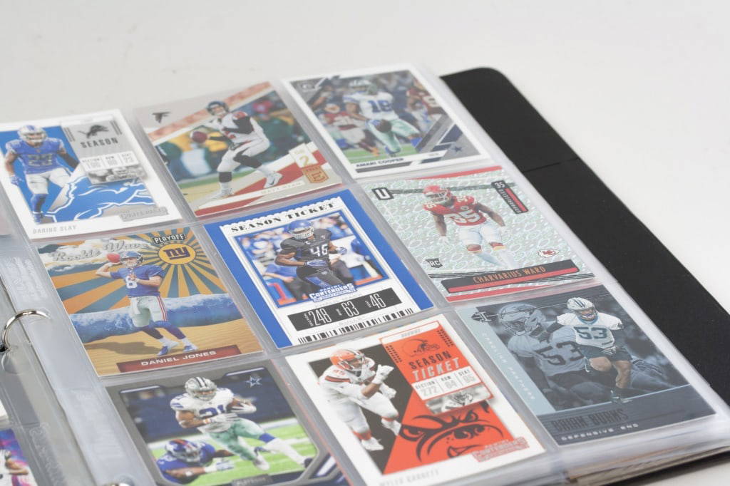 Nfl & Nba Cards Binder Album 135pc Auction