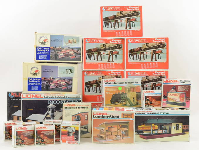 Lionel Modern Era Buildings And More