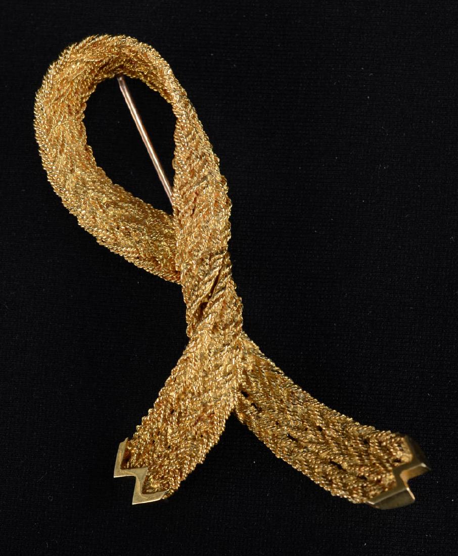 Heavy 18K gold Ribbon Pin