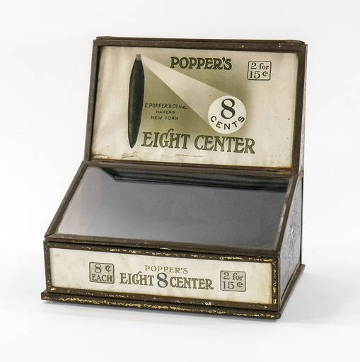 Poppers Eight Center Cigar Display