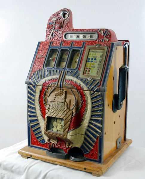 70: Antique Mills Novelty Company Nickel Slot Machine