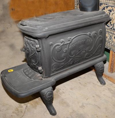 Findlay Limited Favourite Box Stove #25