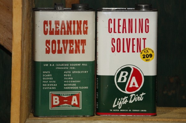 2 Ba Cleaning Solvent Cans