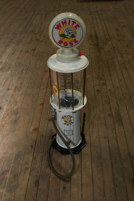 White Rose Gas Pump (small)
