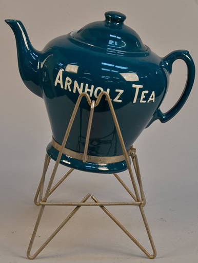 Arnholz Tea Ceramic Large Tea Pot Tipper
