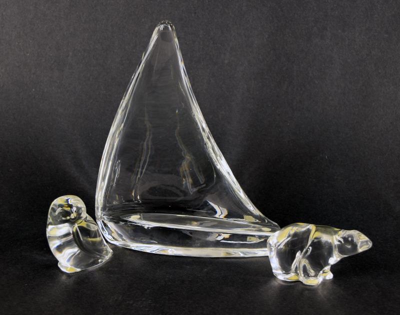 Hadeland Norway Art Glass Figurines | Barnebys