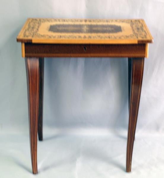 Swiss Music Box on Table - May 31, 2015 | Kaminski Auctions in MA