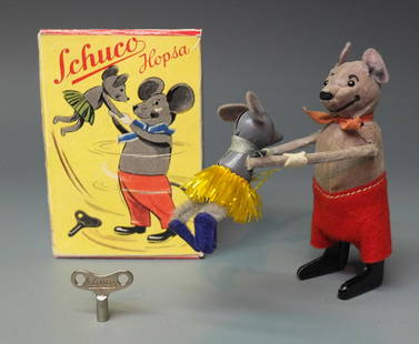 Schuco Windup Dancing Mouse Toy 960 Hopsa (works)