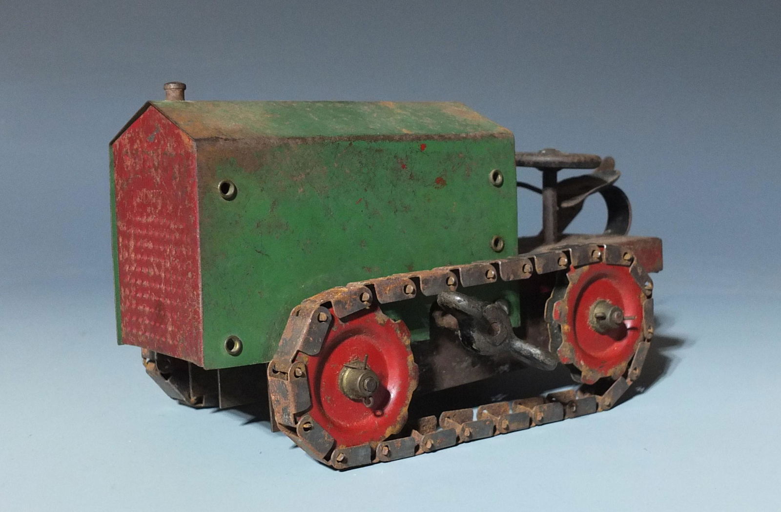 STRUCTO MECHANICAL WIND UP TRACTOR - Jan 08, 2022 | Toys of Times Past ...