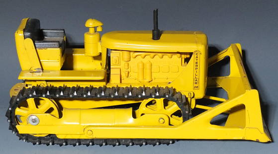1950s Doepke Caterpillar D6 Dozer