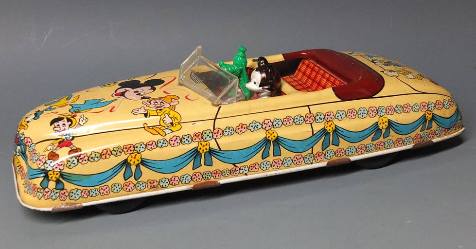 MARX DISNEY TIN WIND UP PARADE CAR (#0482) on Jan 08, 2022 | Toys of ...