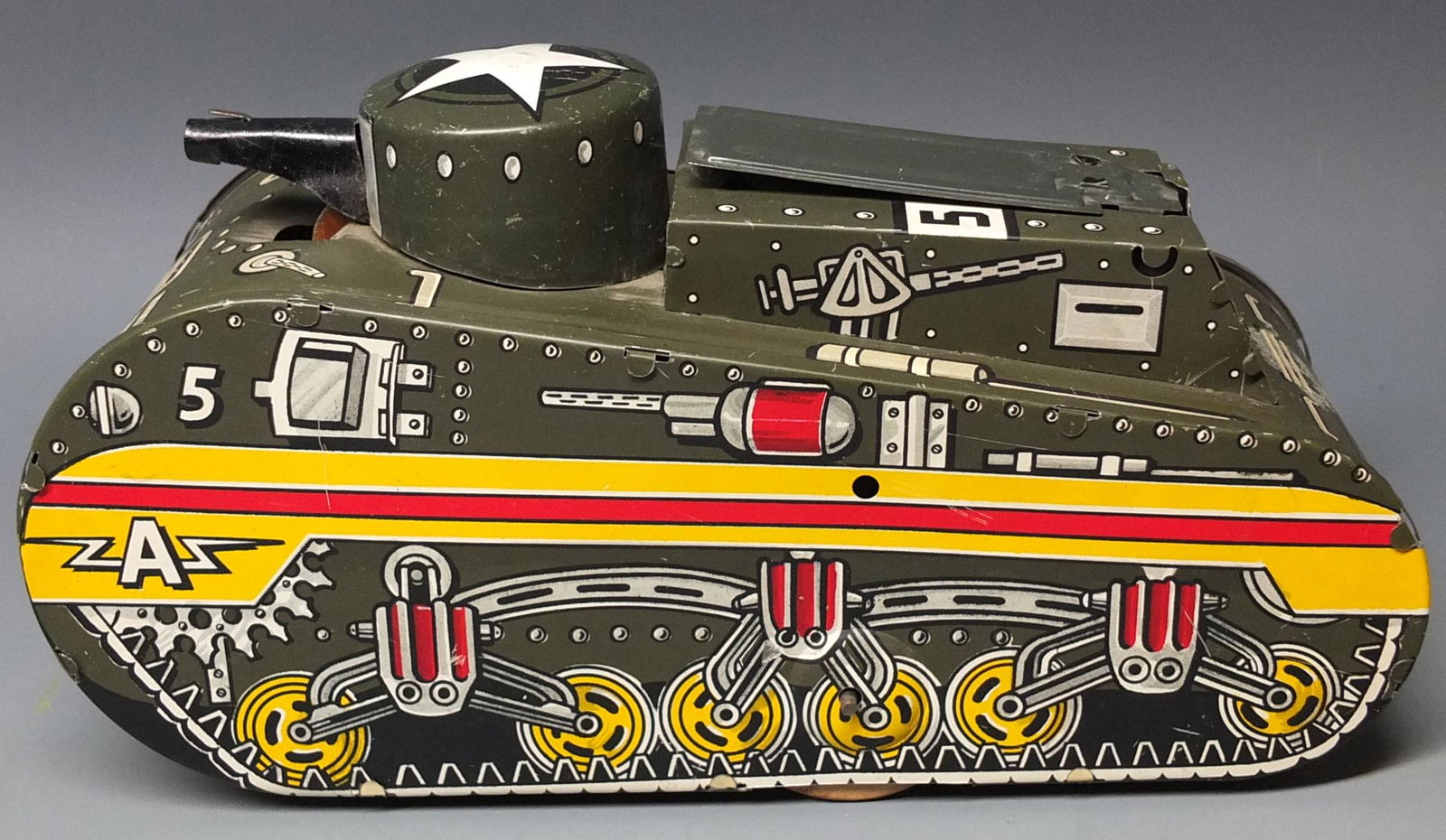 VINTAGE MARX WIND UP SPARKING ARMY TANK (#0523) on Jan 08, 2022 | Toys ...
