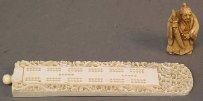 Chinese Carved Ivory Cribbage Board And Japanese S