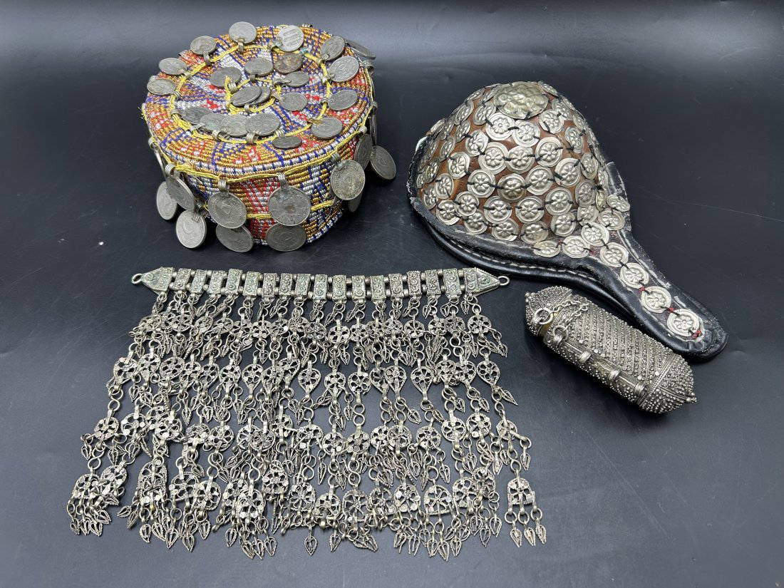 Lot Of 4 Middle Eastern Decorative Items-veil - Containers Auction