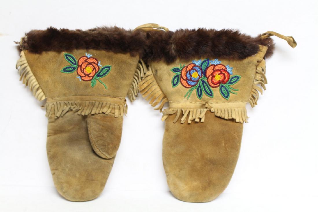 Vintage Native American Beaded Suede Mittens - Mar 18, 2018 | Denise ...