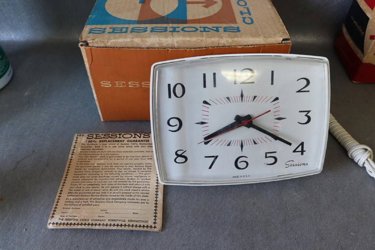 Vintage Sessions Electric Wall Or Table Clock In