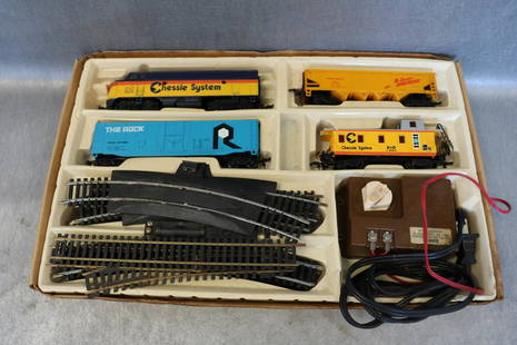 Vintage Ho Scale Train Lot With Tracks And Controller