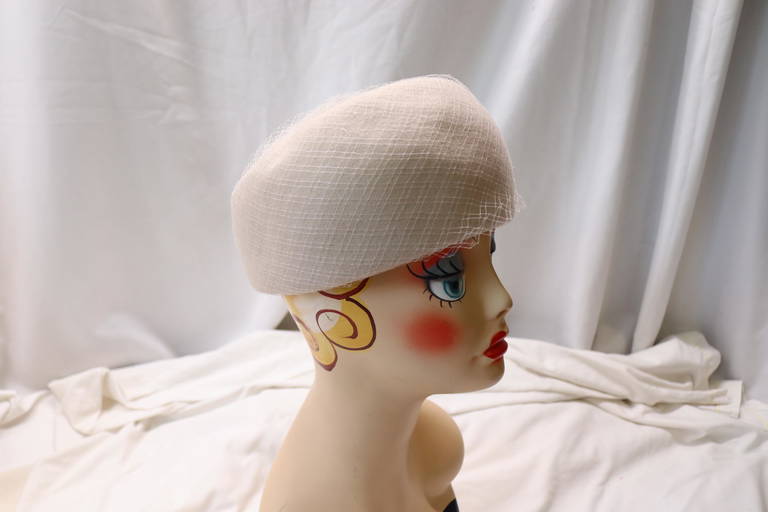 Vintage 1960's Wool Pill Box Style Hat With Netting