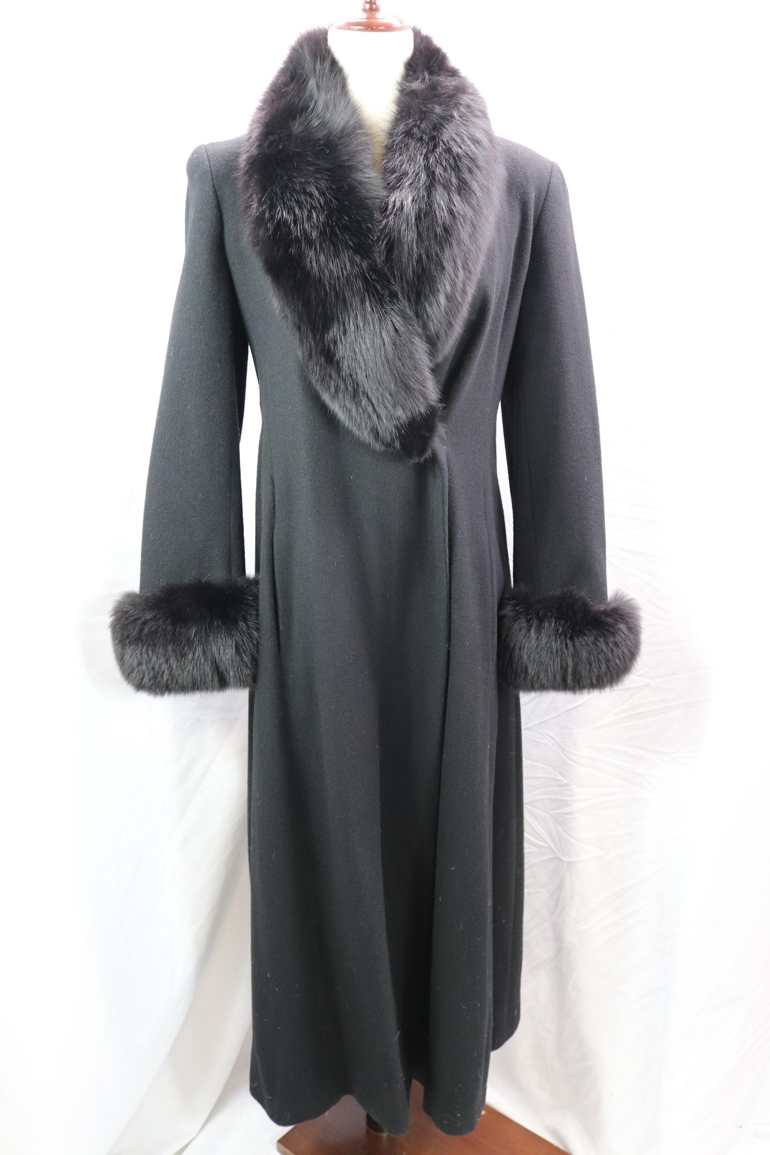 Vintage 1970's Steve By Searle Cashmere & Fox Fur Ladies Full Length Coat