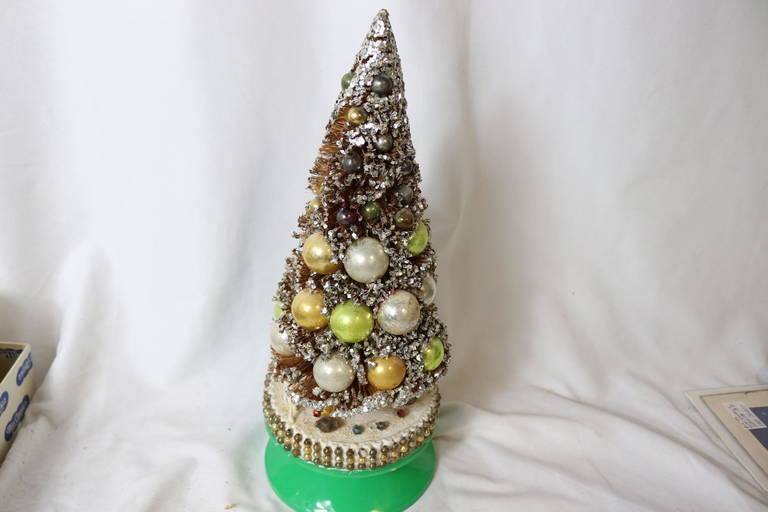 Vintage 1950's Musical Rotating Christmas Tree