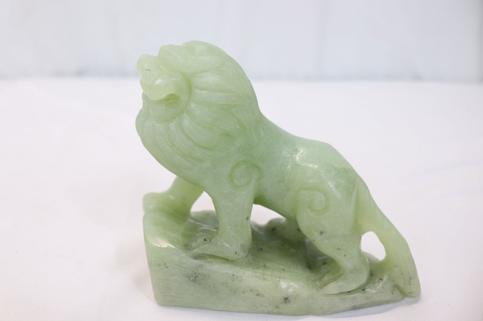 Light Green Hand Carved Chinese Jade Lion Auction