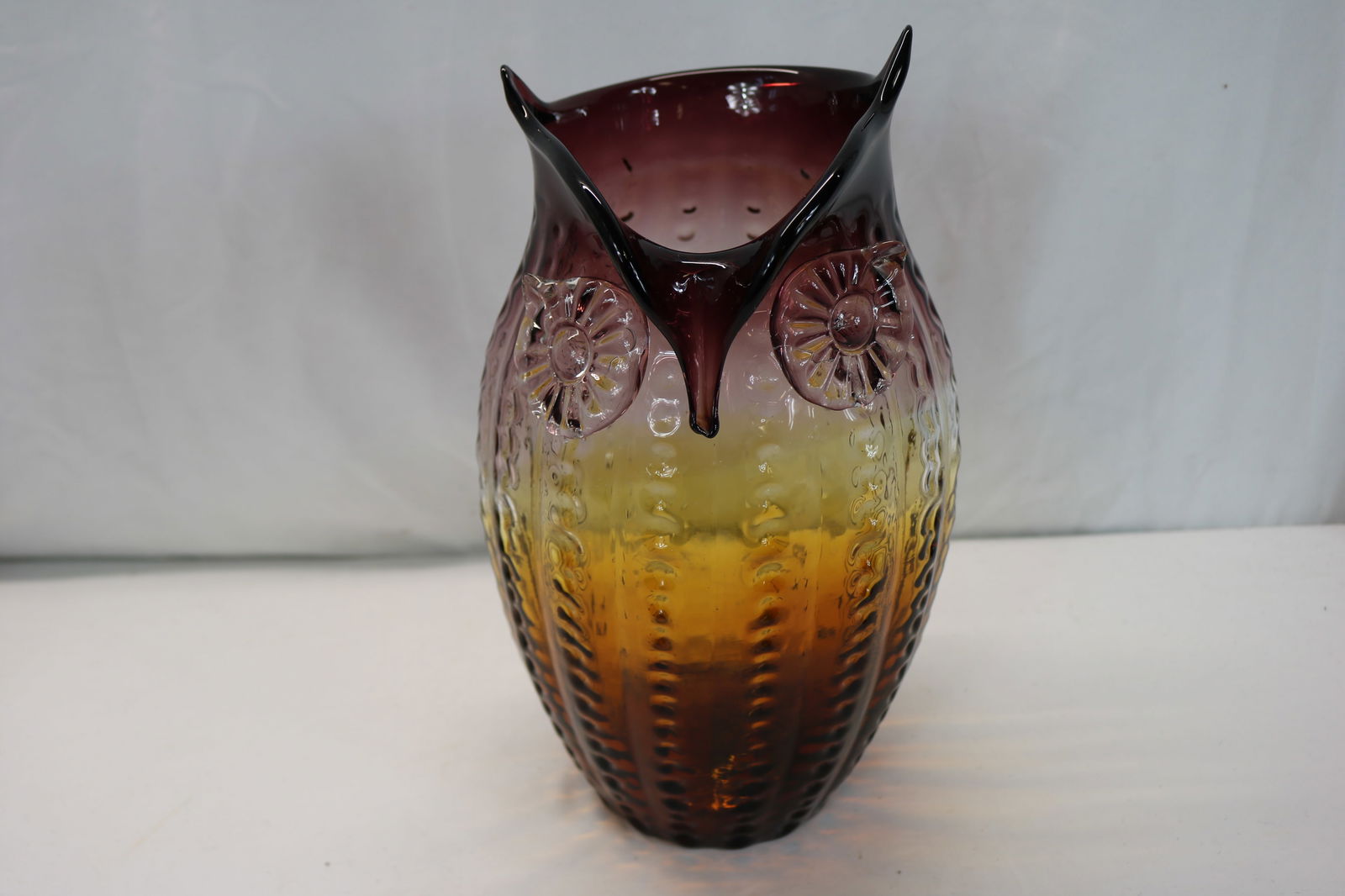 Vintage Ombre Purple Clear And Golden Art Glass Owl Vase Auction