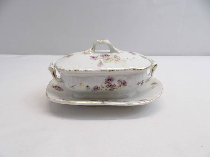 Antique Victoria Carlsbad Austria Covered Mustard Tareen