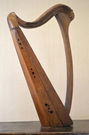 EARLY 19TH-CENTURY UNSTRUNG IRISH HARP (#0012) on Mar 29, 2022 ...
