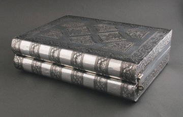 Indian silver jewellery box, in the form of a book - Nov 26, 2013 ...