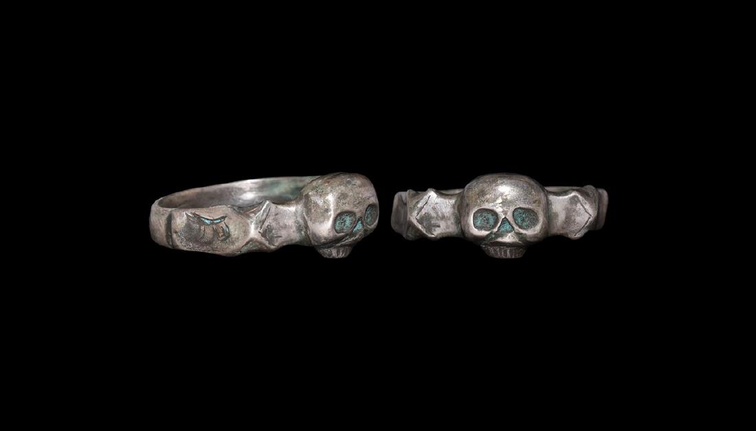 Post Medieval Skull Mourning Ring for TB