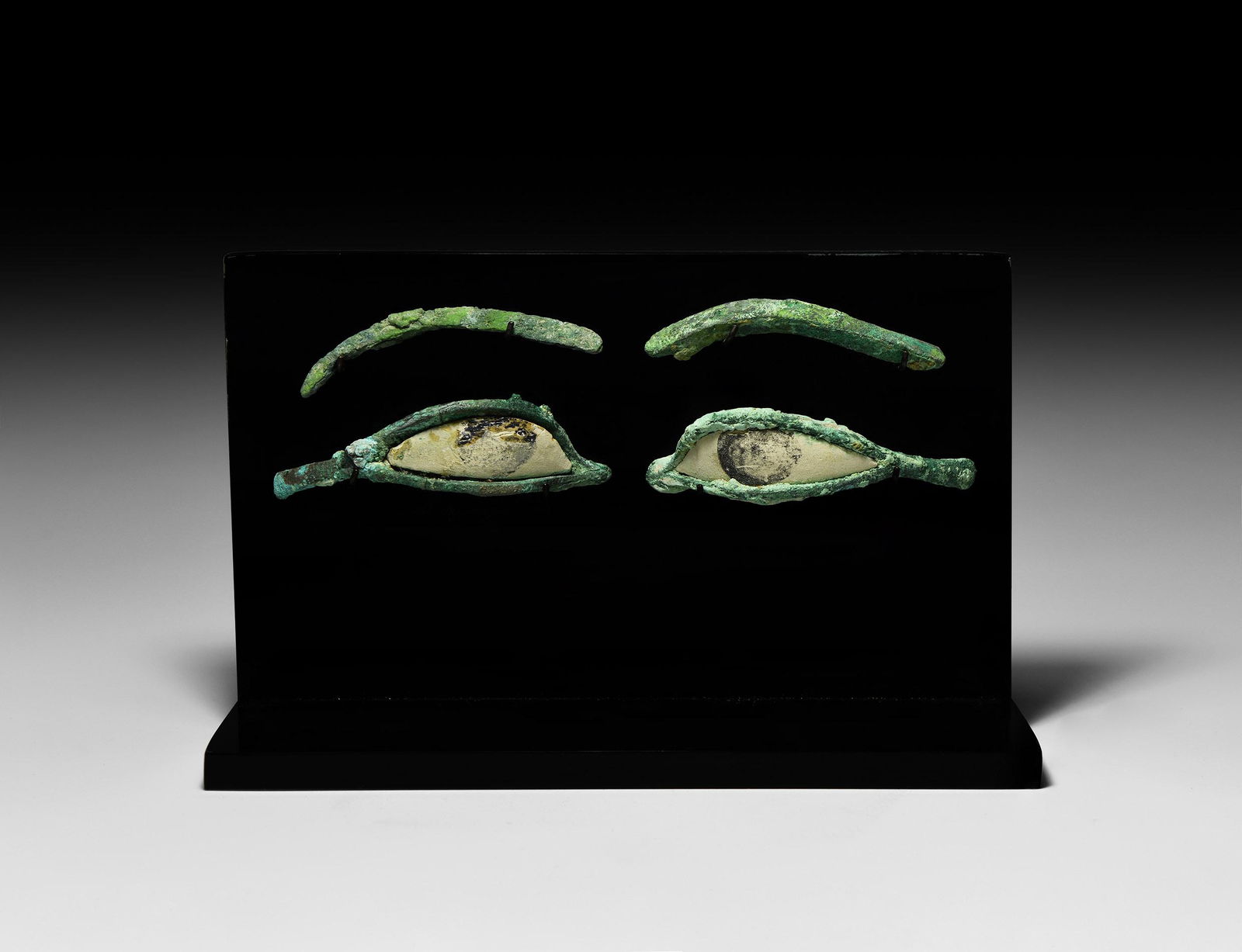 Egyptian Mummy Eye Pair - Feb 25, 2020 | TimeLine Auctions Ltd. in ...