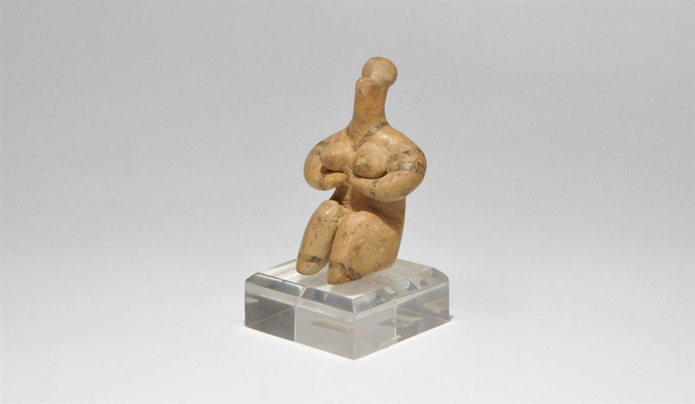 Near Eastern Tell Halaf Ceramic Goddess Idol
