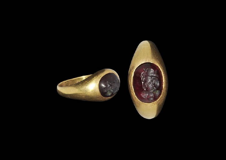 Roman Stone Mercury Intaglio In Gold Ring