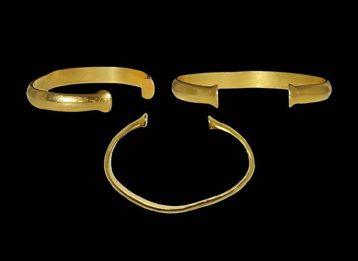 Bronze Age Gold Bracelet