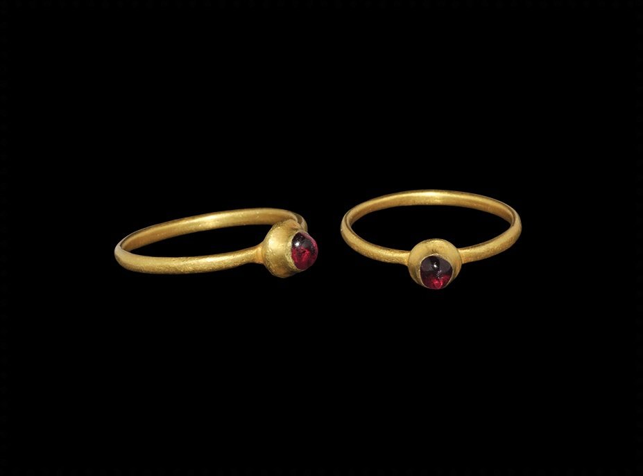 Medieval Gold Ring with Garnet