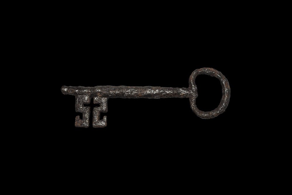 Medieval Key