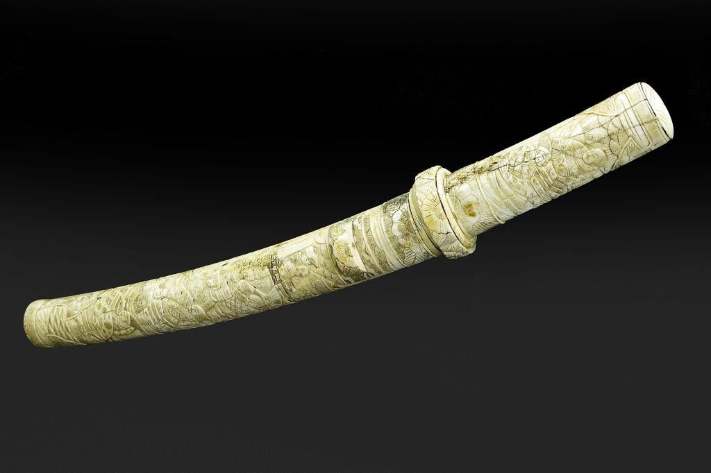 5: JAPANESE CARVED IVORY SWORD AND SCABBARD