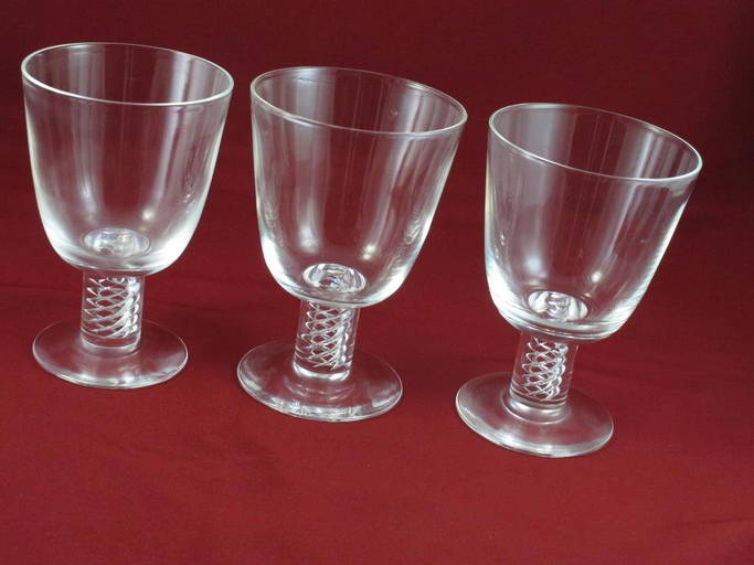 Steuben "air Twist" Stem Glasses (3)