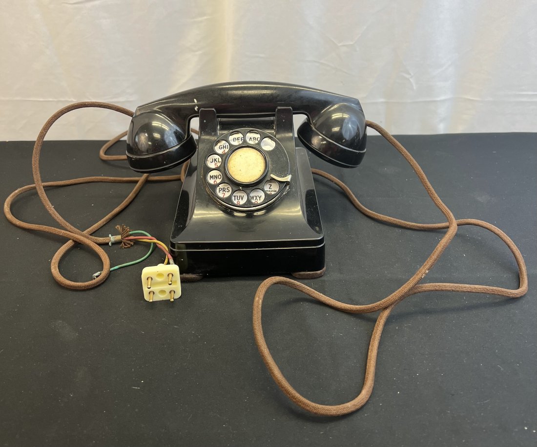 1930s Bell System Western Electric Bakelite Rotary Phone