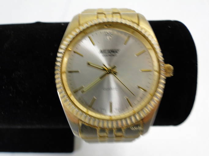 Nelsonic Diamond Man's Wrist Watch In Stainless Ste