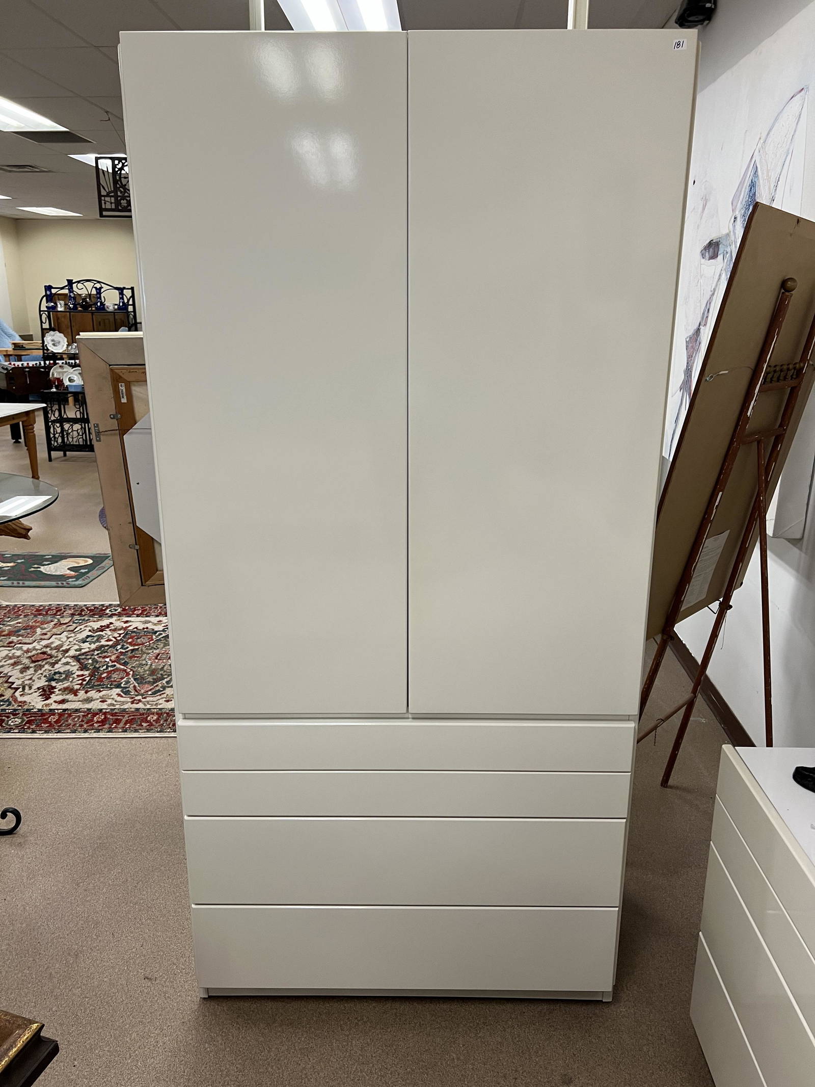 Lane White Laquer 3 Drawer Dresser/media Cabinet Auction