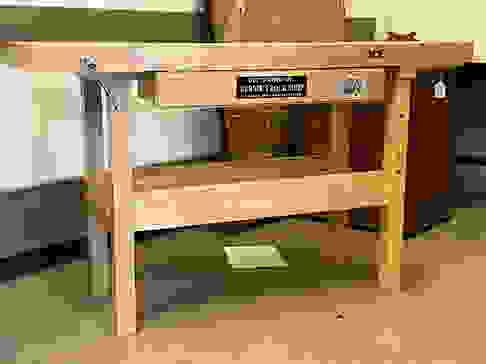 Ace Hardware Workbench With Vise Auction